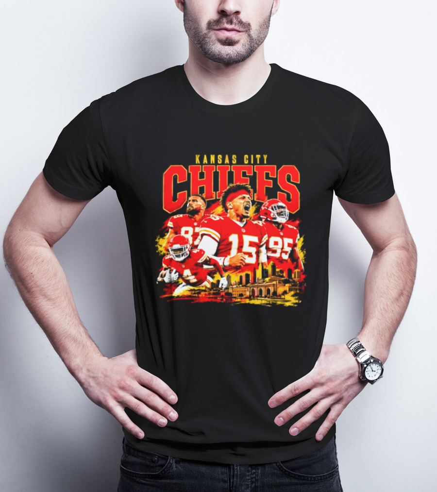 Kansas City Chiefs Players And City Skyline 2026 T-Shirt