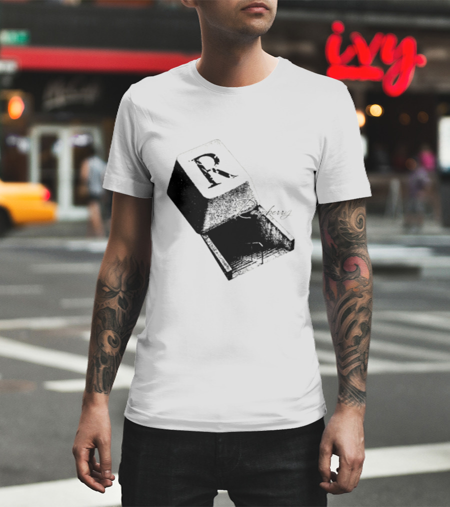 R Raspberry Minimalist Keyboard Key Block T-Shirt