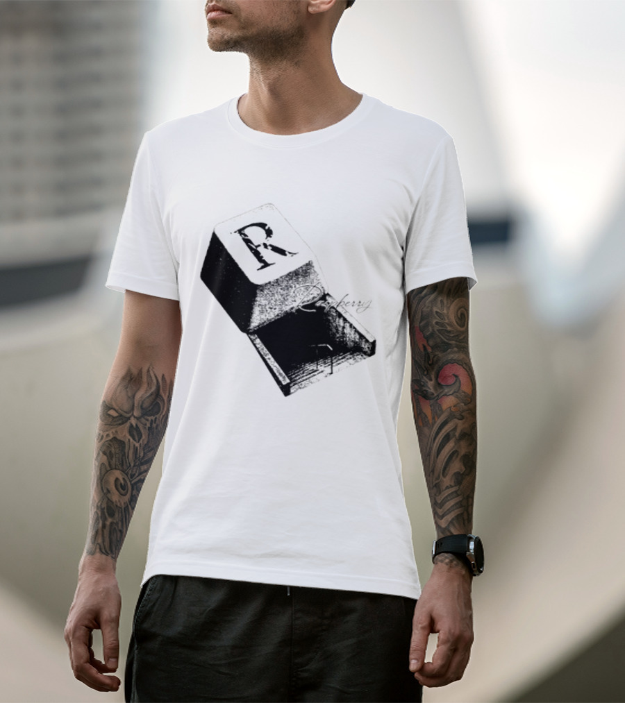 R Raspberry Minimalist Keyboard Key Block T-Shirt