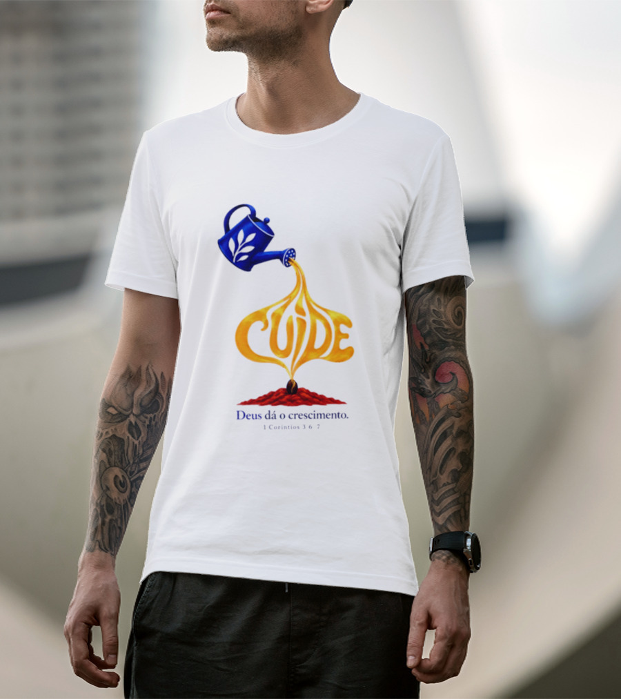 Cuide Deus Dá O Crescimento 1 Coríntios 3 6 7 Watering Can T-Shirt