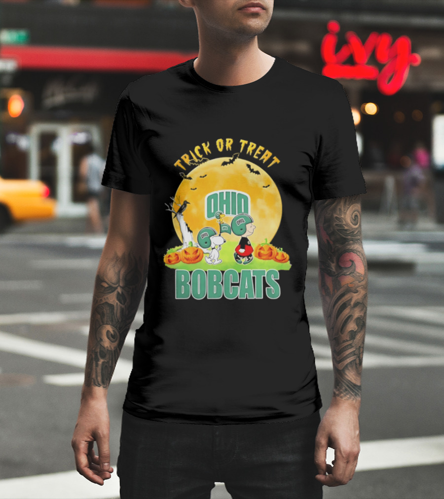 Ohio Bobcats Peanuts Trick Or Treat Halloween 2026 T-Shirt