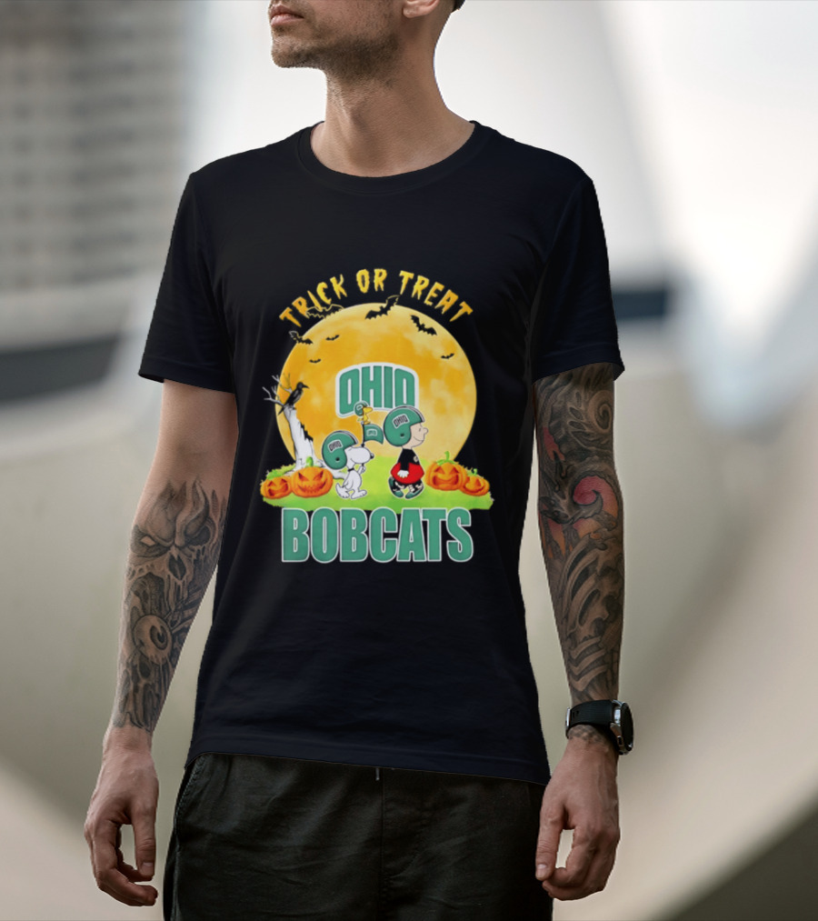 Ohio Bobcats Peanuts Trick Or Treat Halloween 2026 T-Shirt