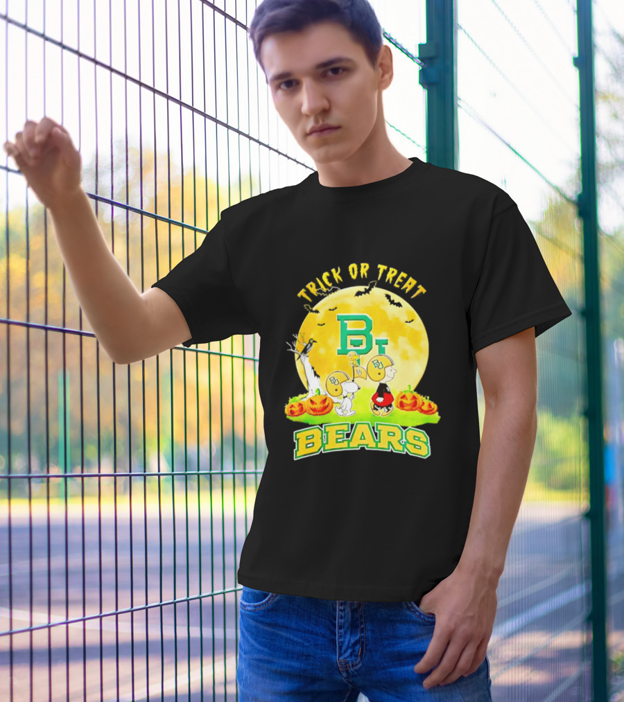 Baylor Bears Peanuts Trick Or Treat Halloween Football Helmets Pumpkins 2026 T-Shirt