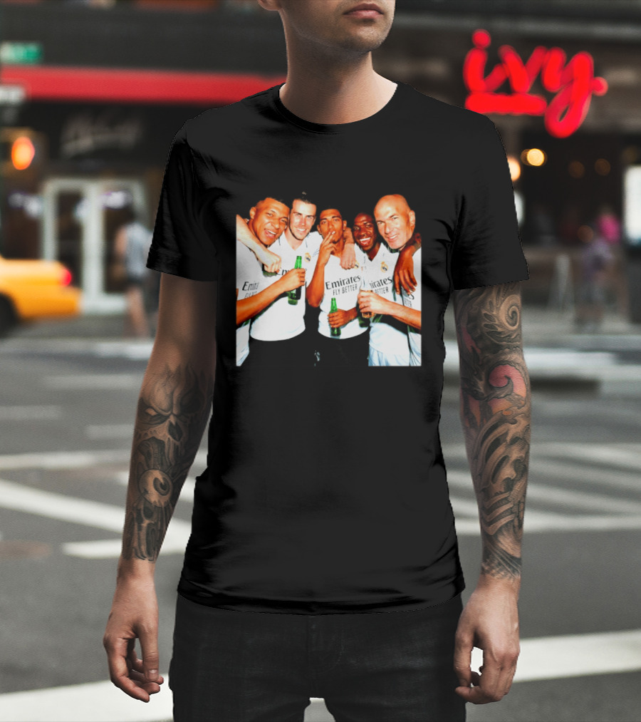 Real Madrid FC Mbappé Bale Bellingham Vinícius Zidane Middle Finger Beer Smoking T-Shirt
