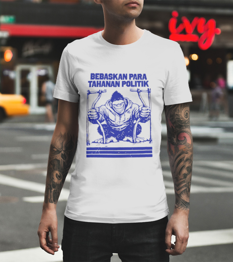 Gorilla Bebaskan Para Tahanan Politik Aktivisme Sosial Pembebasan T-Shirt