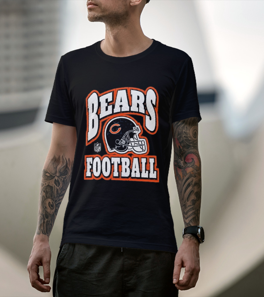 Chicago Bears Football 90s NFL Helmet T-Shirt