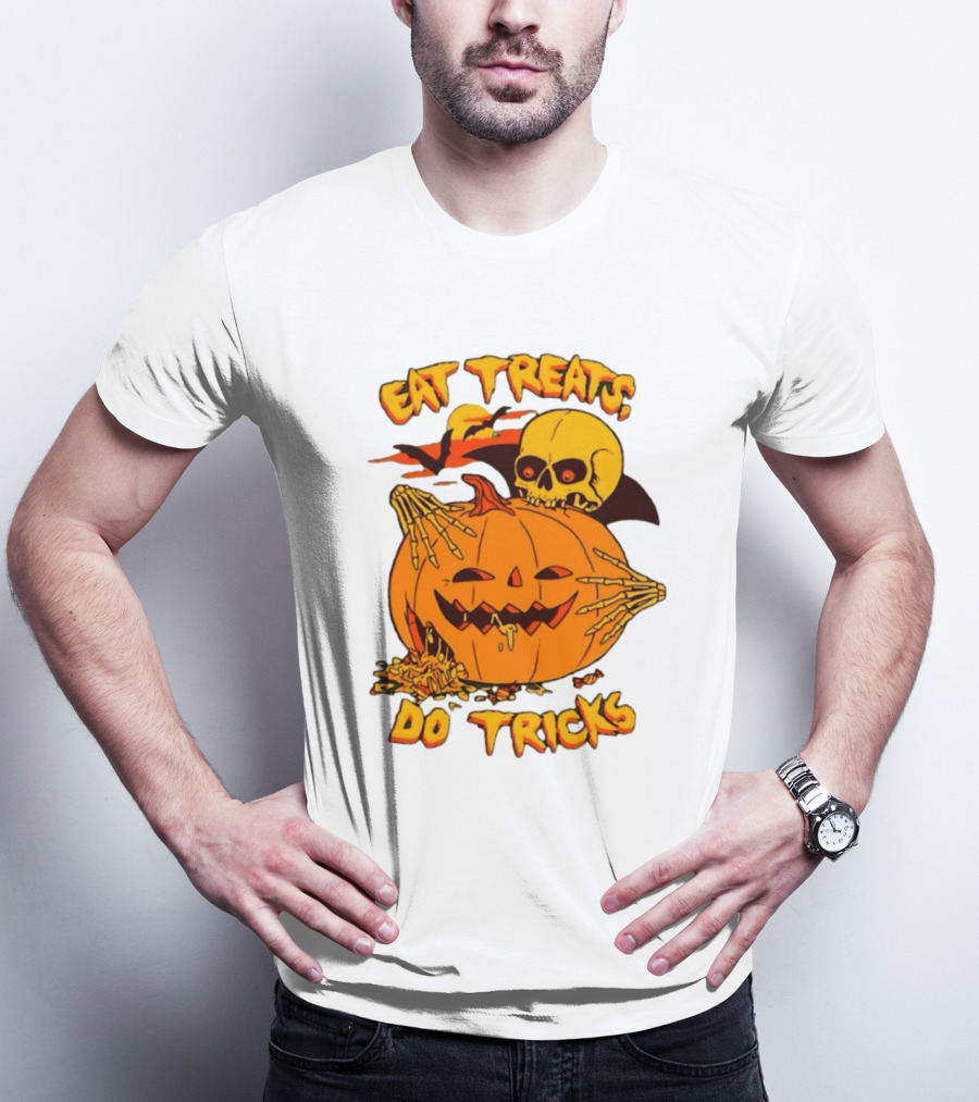 Eat Treats Do Tricks Skeleton And Pumpkin Halloween 2026 T-Shirt