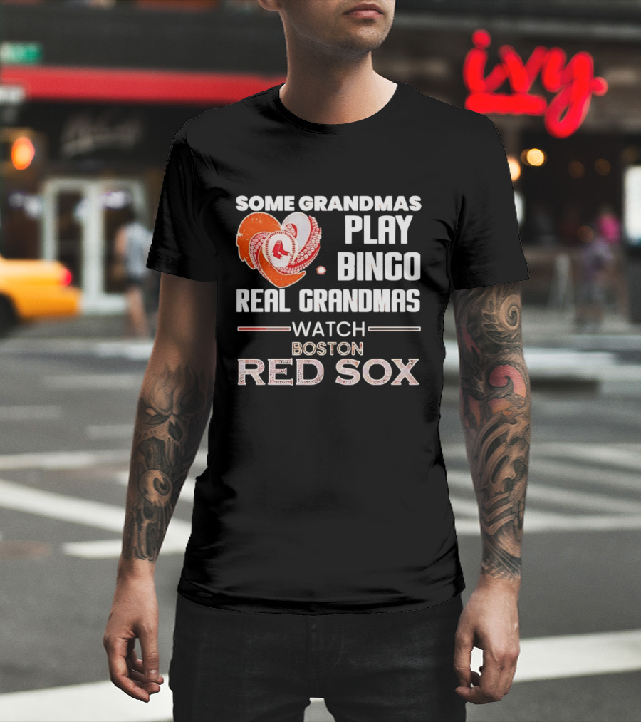 Some Grandmas Play Bingo Real Grandmas Boston Red Sox Diamond Heart Shape T-Shirt