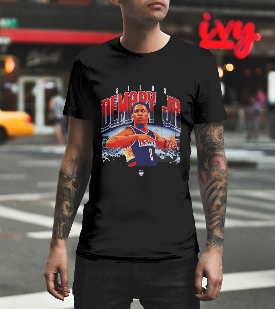 Silas Demary Jr UConn Husky Basketball Player Collage T-Shirt