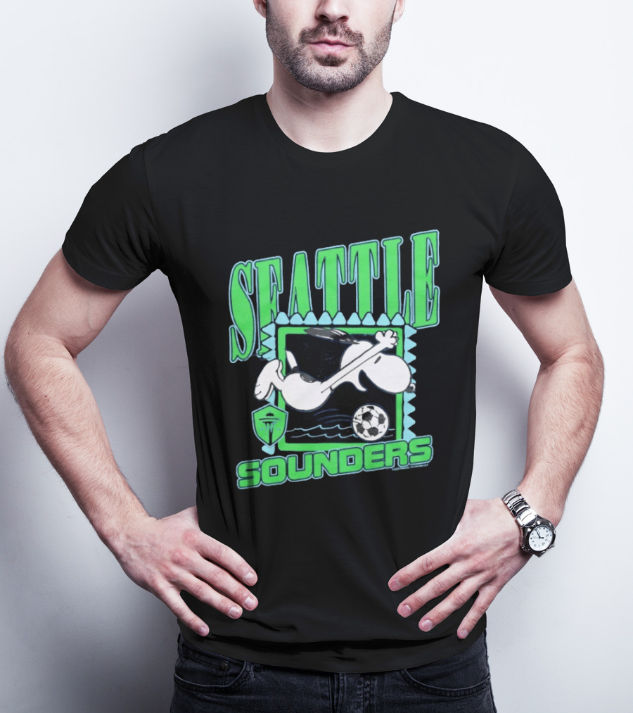 Peanuts Snoopy Seattle Sounders Soccer Collaboration T-Shirt
