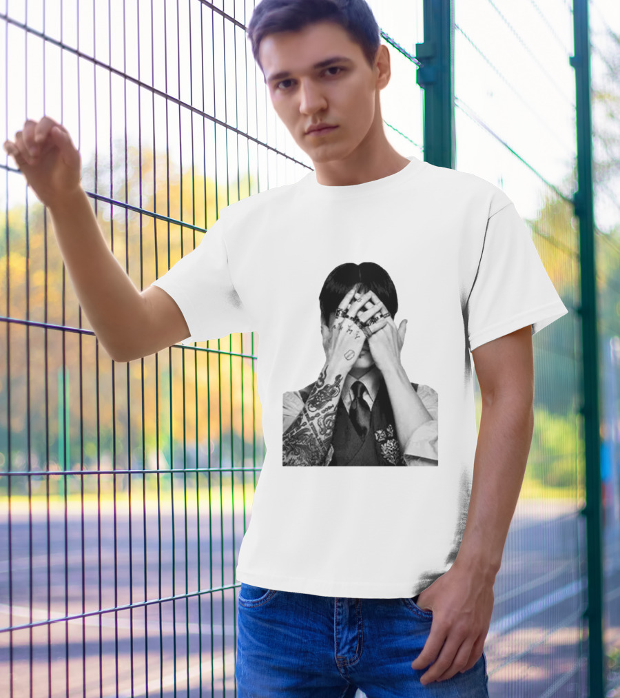 Jung Kook BTS Arirang Tour Tattoo Art Aesthetic T-Shirt