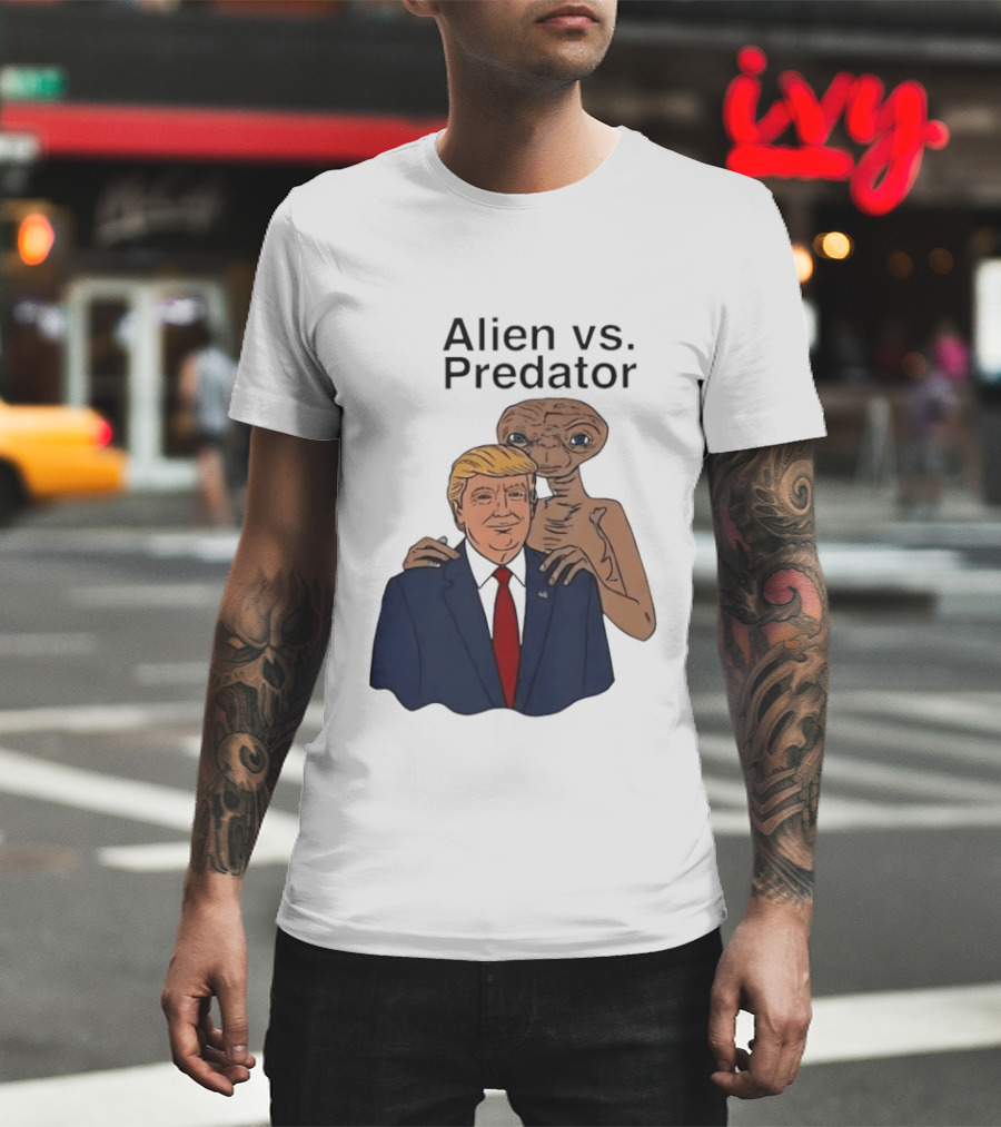 Alien Vs Predator Donald Trump ET Parody Fashion T-Shirt