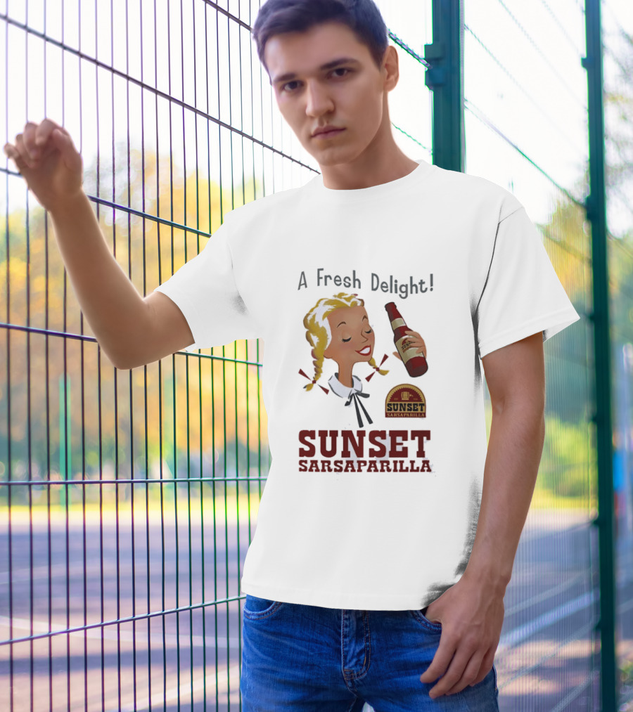 A Fresh Delight Sunset Sarsaparilla Bottle Vintage Fallout T-Shirt