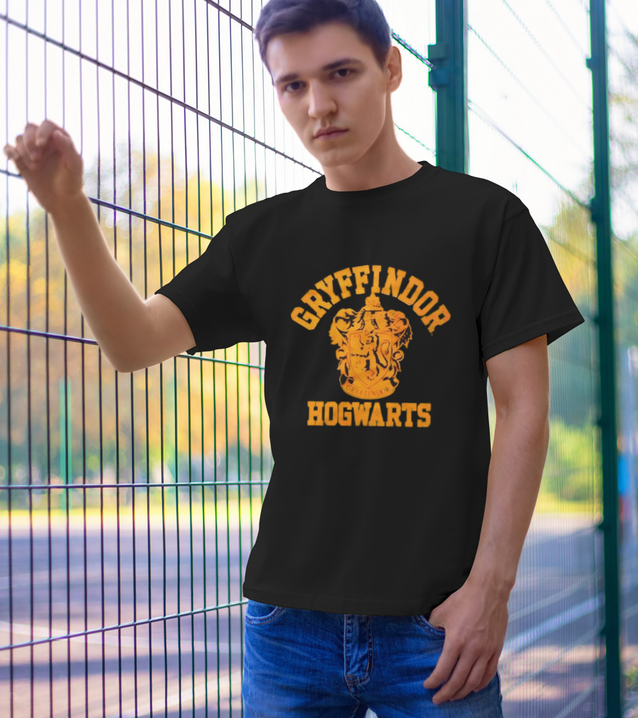 Gryffindor Hogwarts School Crest Shield Lion T-Shirt