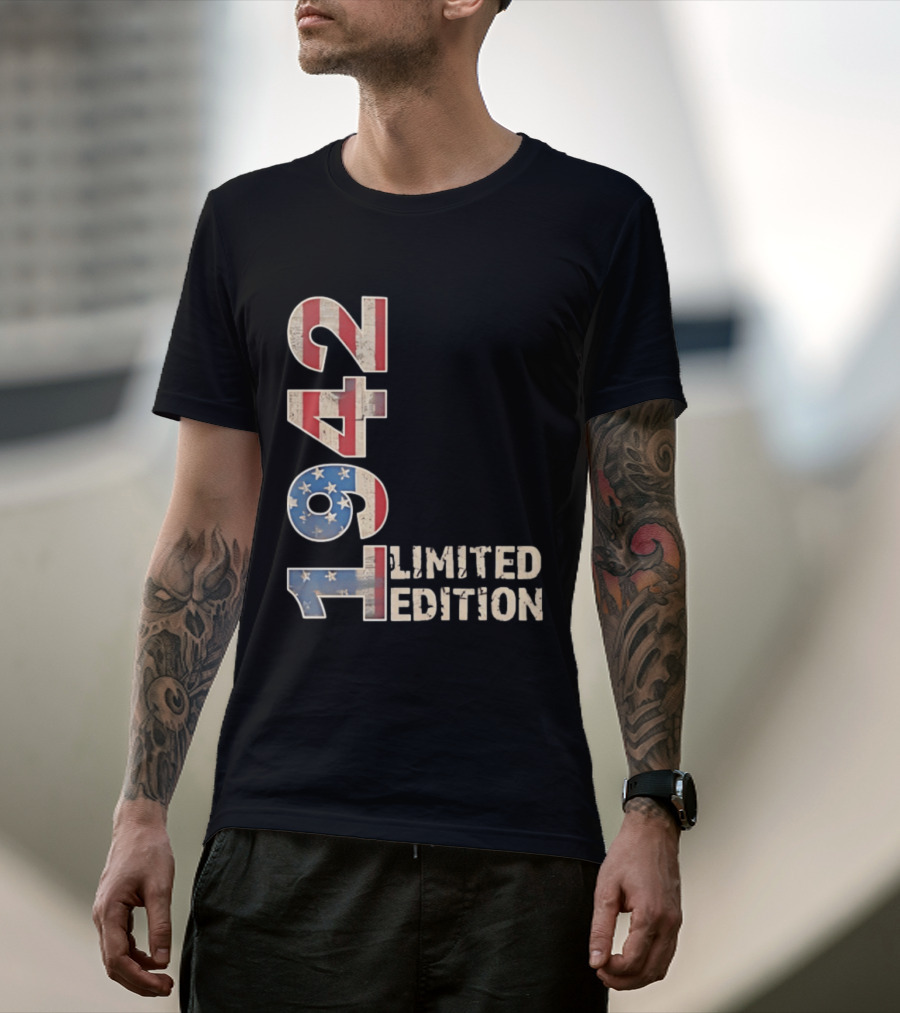 USA 1942 Limited Edition American Flag T-Shirt