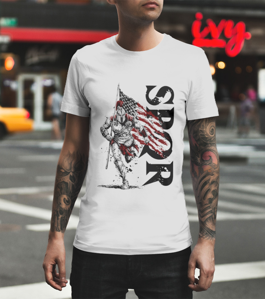 SPQR Roman Legion Knight With USA Flag T-Shirt
