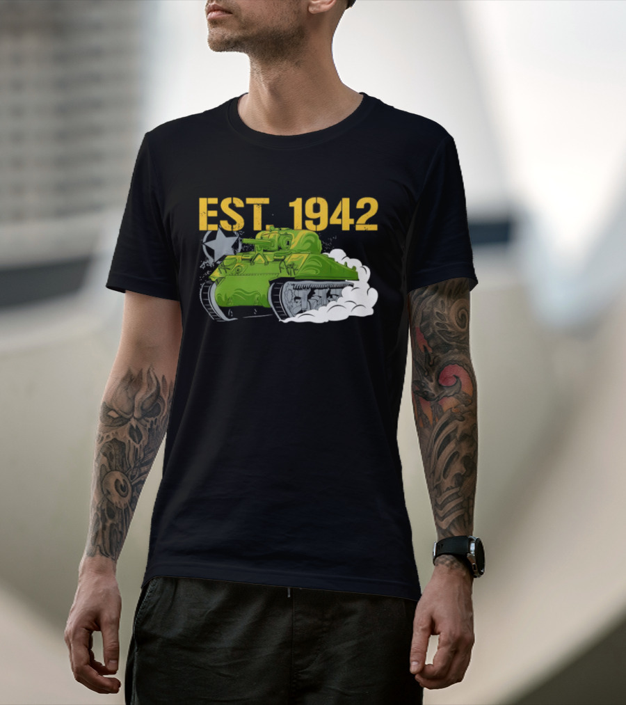 WW2 Sherman Tank EST 1942 World War II Historical Vehicle T-Shirt