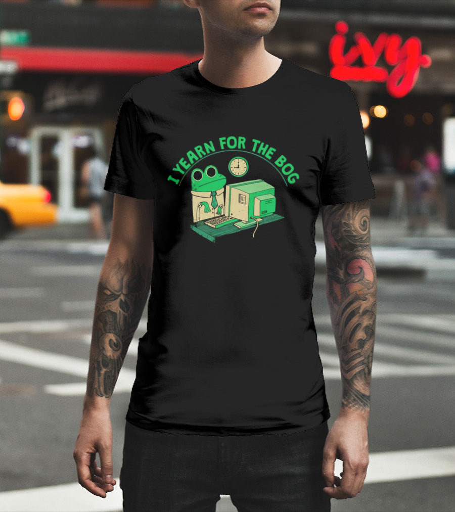 Frog Yearning For The Bog With Retro Computer Charm T-Shirt