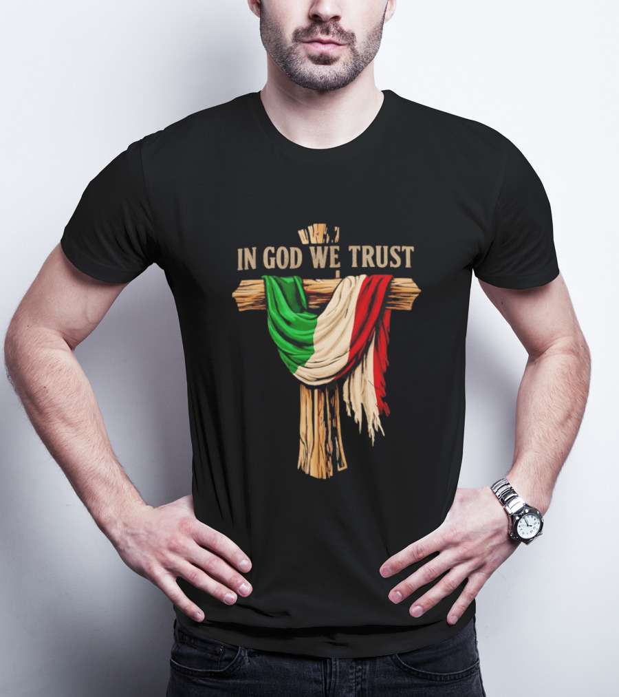 In God We Trust Italian Flag On Cross Jesus Reto T-Shirt
