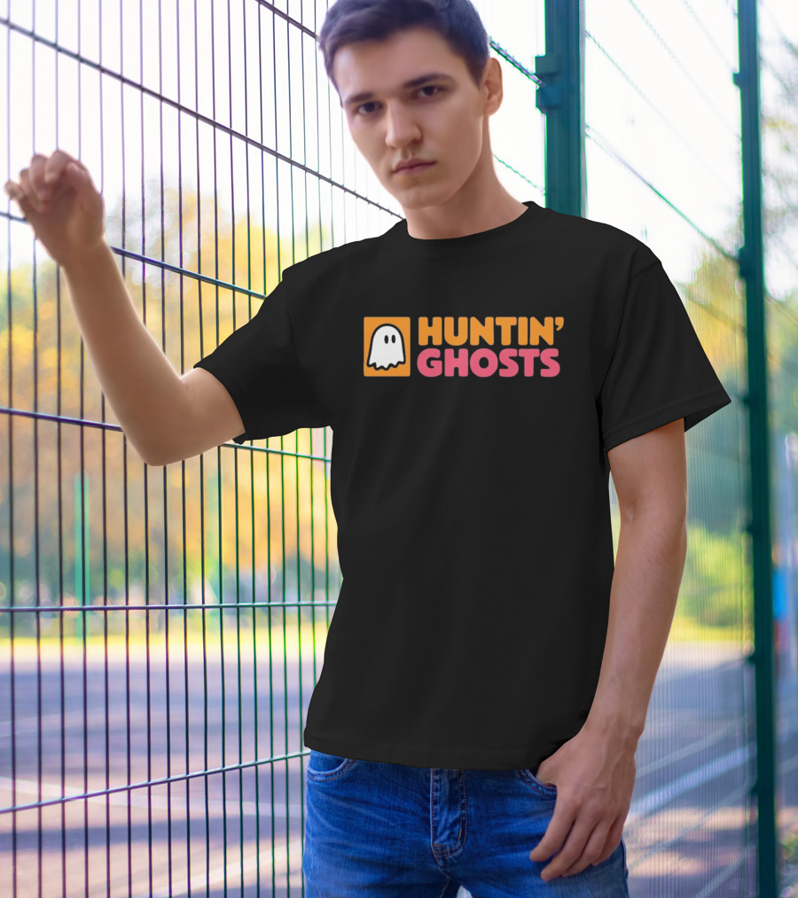 Huntin' Ghosts Halloween White Ghost Icon On Orange T-Shirt