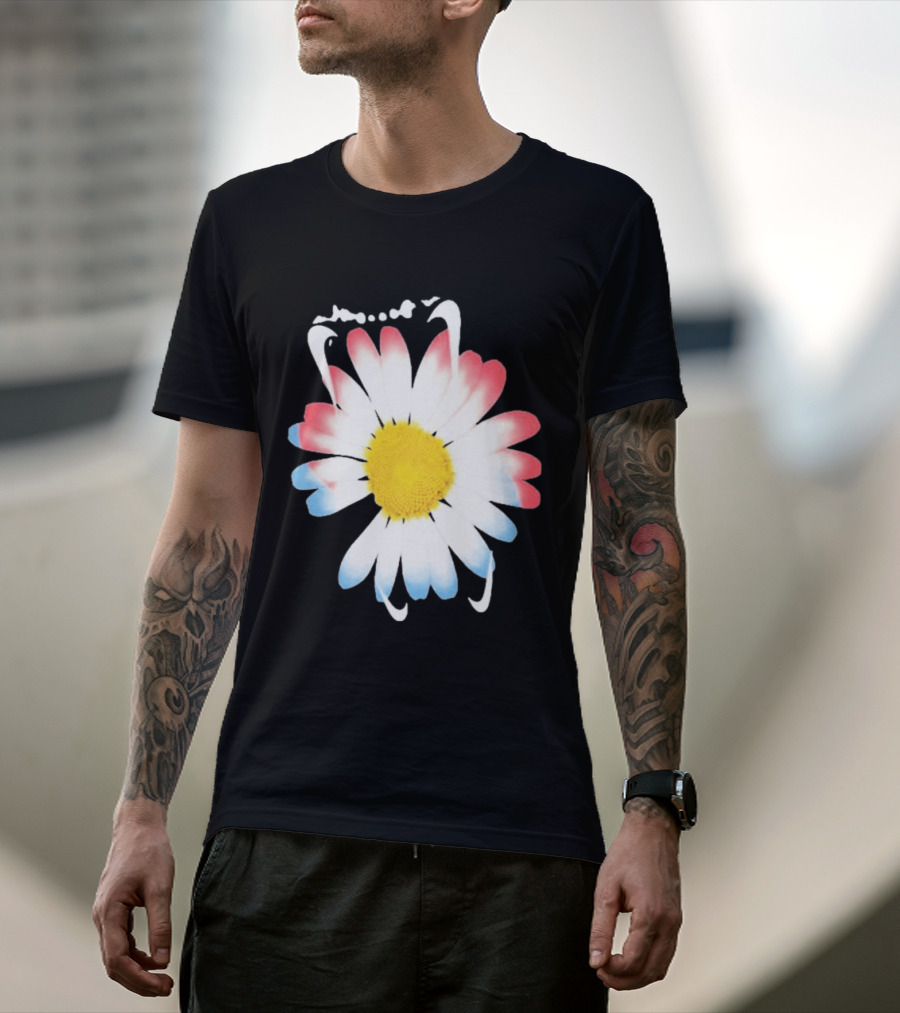 Original G Dragon Flower 2026 Multicolor Petals T-Shirt