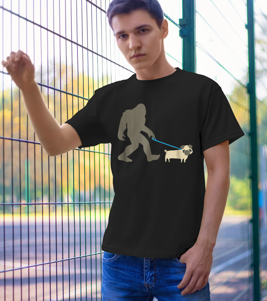 Bigfoot Walking Pug Funny Cute Sasquatch Dog Leash T-Shirt