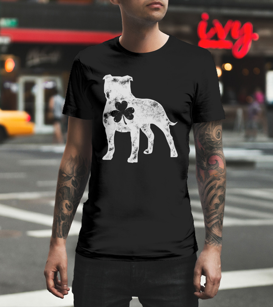 Pit Bull Shamrock St Patricks Day Dog Lover Men T-Shirt