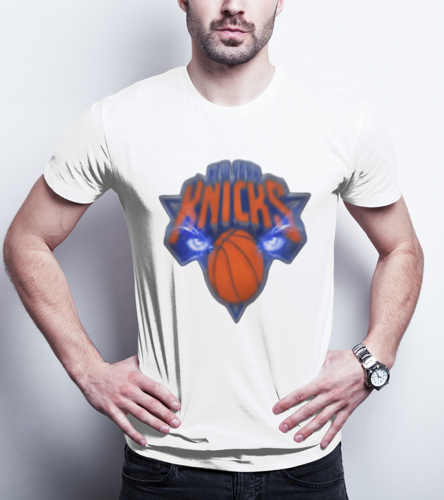 Blurry New York Knicks Basketball With Eye Motif T-Shirt
