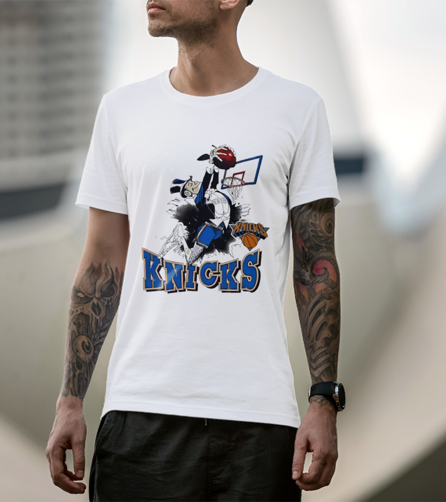 New York Knicks Dunking Red Apple Knicks Text Blue Basketball T-Shirt