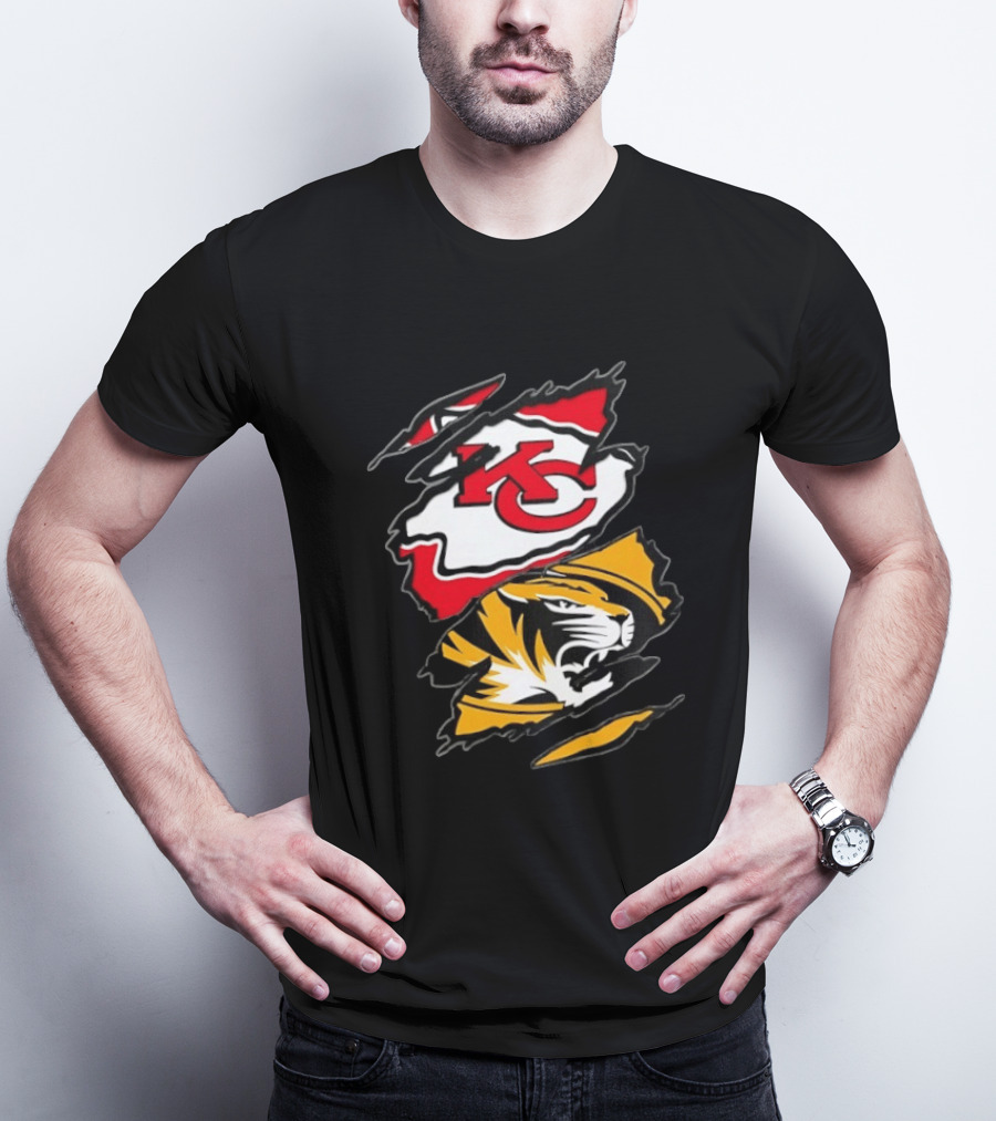 Kansas City Chiefs Missouri Tigers Two Teams One Heart Scratch Torn Sports T-Shirt