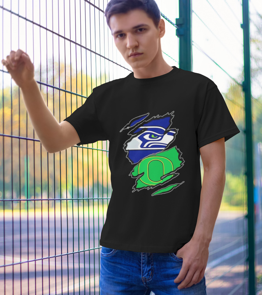 Seattle Seahawks Oregon Ducks Two Teams One Heart Scratch T-Shirt