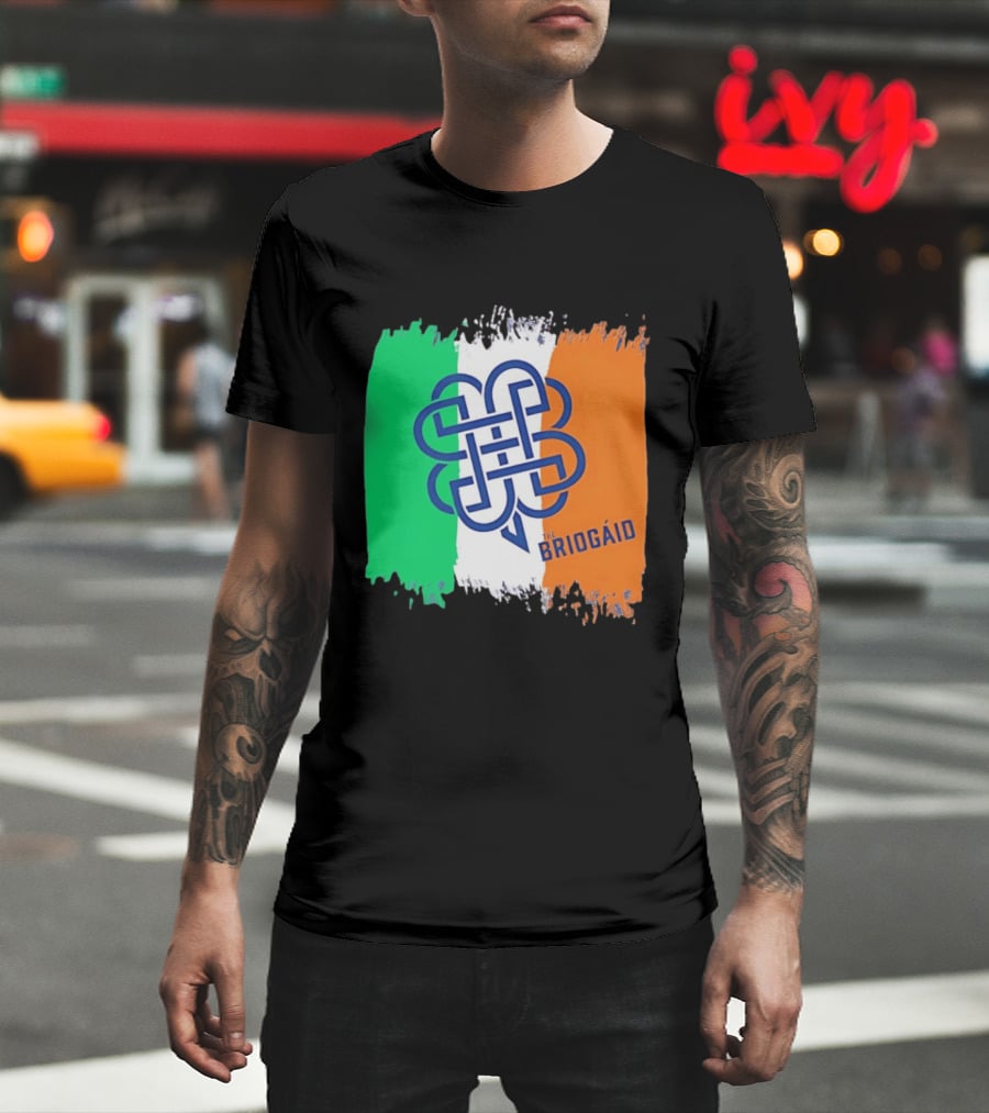 The Briogaid Irish Flag Celtic Knot Clover Ireland Shamrock T-Shirt