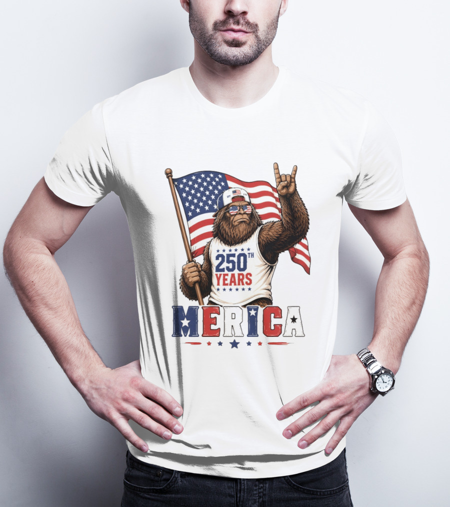 250th Years Bigfoot Merica American Flag 4th Of July Patriotic Independence Day T-Shirt