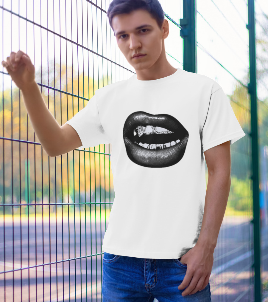 Dallas Cowboys Cheerleaders Black & White Lips Kevin Ozowski T-Shirt