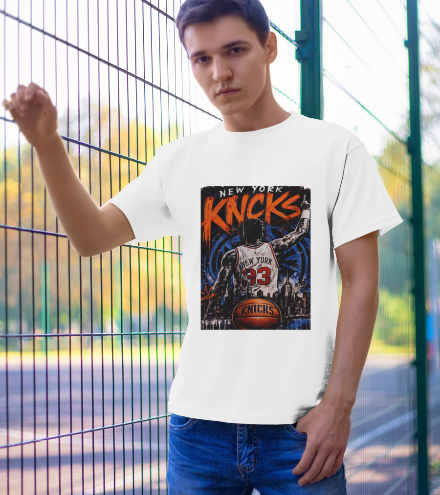 New York Knicks Ewing 33 City Skyline Basketball T-Shirt