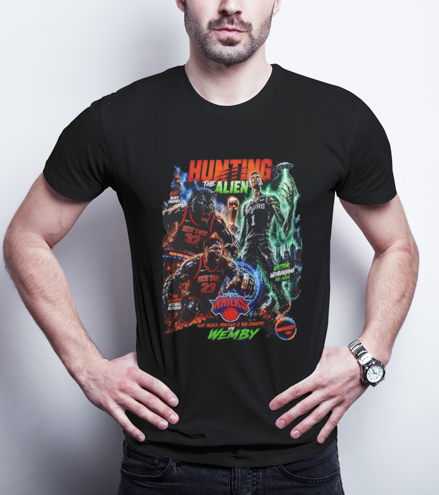 Hunting The Alien KAT Black Panther New York Knicks Mitchell Robinson Vs Wemby Victor Wembanyama T-Shirt