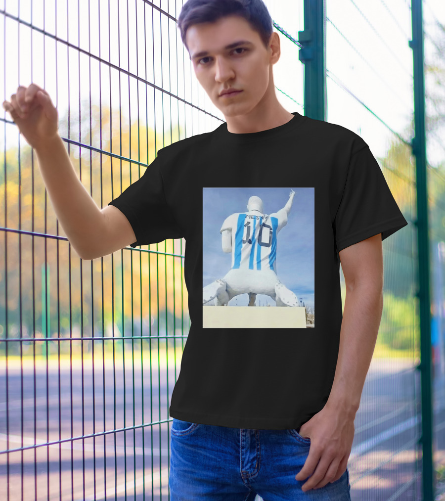 Lionel Messi 10 Argentina Jersey Statue Meme T-Shirt