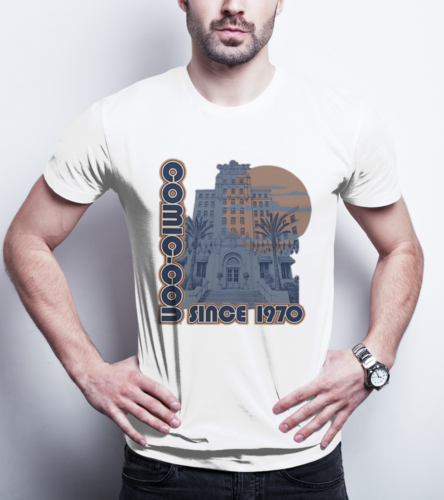 El Cortez Hotel Comic Con Since 1970 Urban Skyline T-Shirt