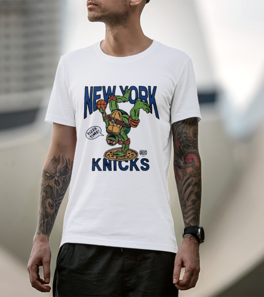 New York Knicks Michelangelo TMNT Pizza Time Basketball Dunk T-Shirt