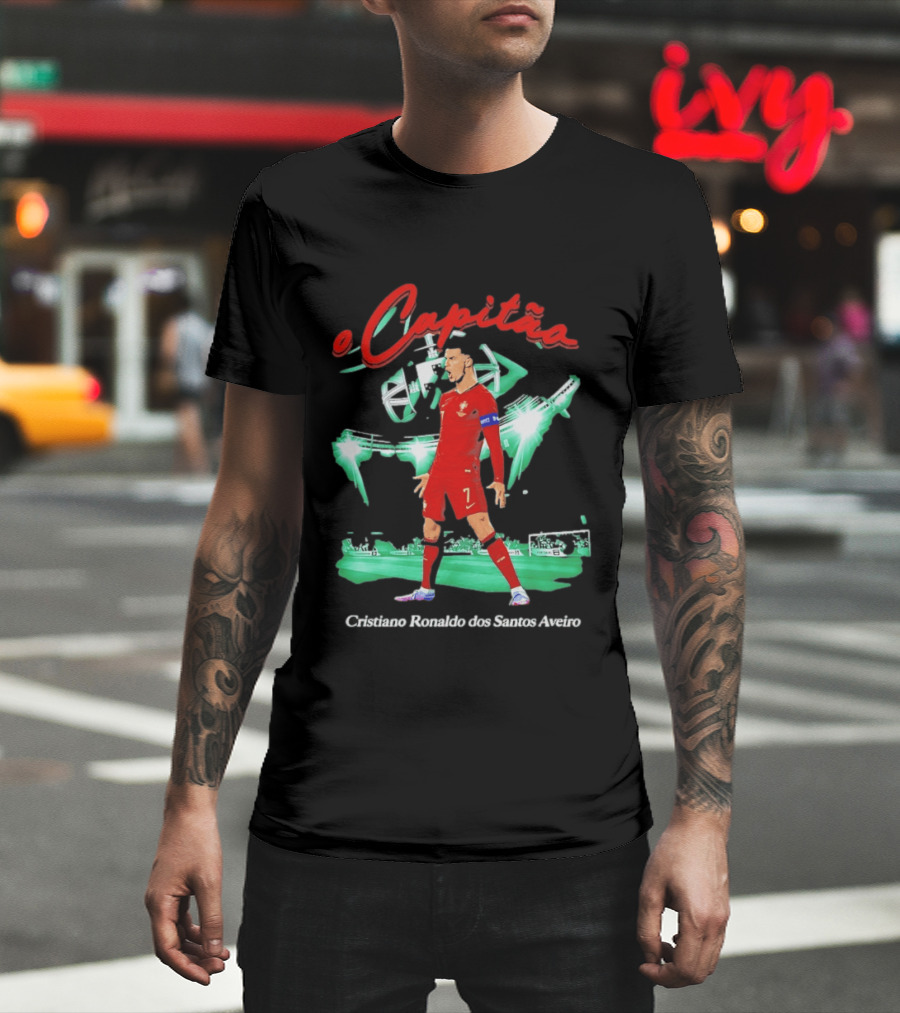 Cristiano Ronaldo O Capitão 7 Dos Santos Aveiro Celebrating Soccer Stadium T-Shirt