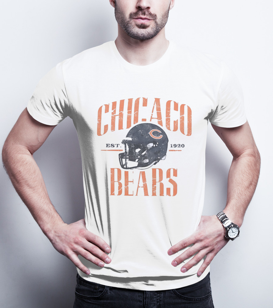 Chicago Bears Est 1920 Distressed Helmet Vintage Football T-Shirt