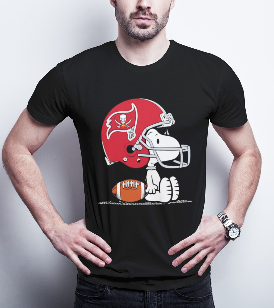 Snoopy Tampa Bay Buccaneers Football Helmet Peanuts Crossover NFL Collaboration T-Shirt