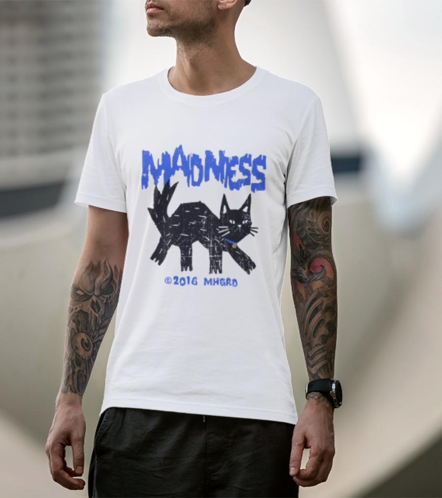 Madness Distressed Black Cat 2016 Madness MHGRD T-Shirt