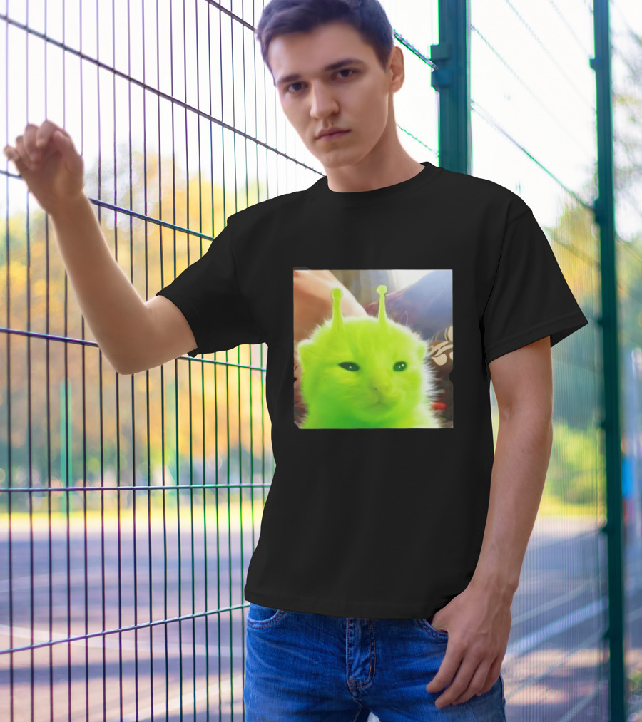 Gleep Alien Kitty Green Cat Antennae Fluffy Feline Fantasy T-Shirt