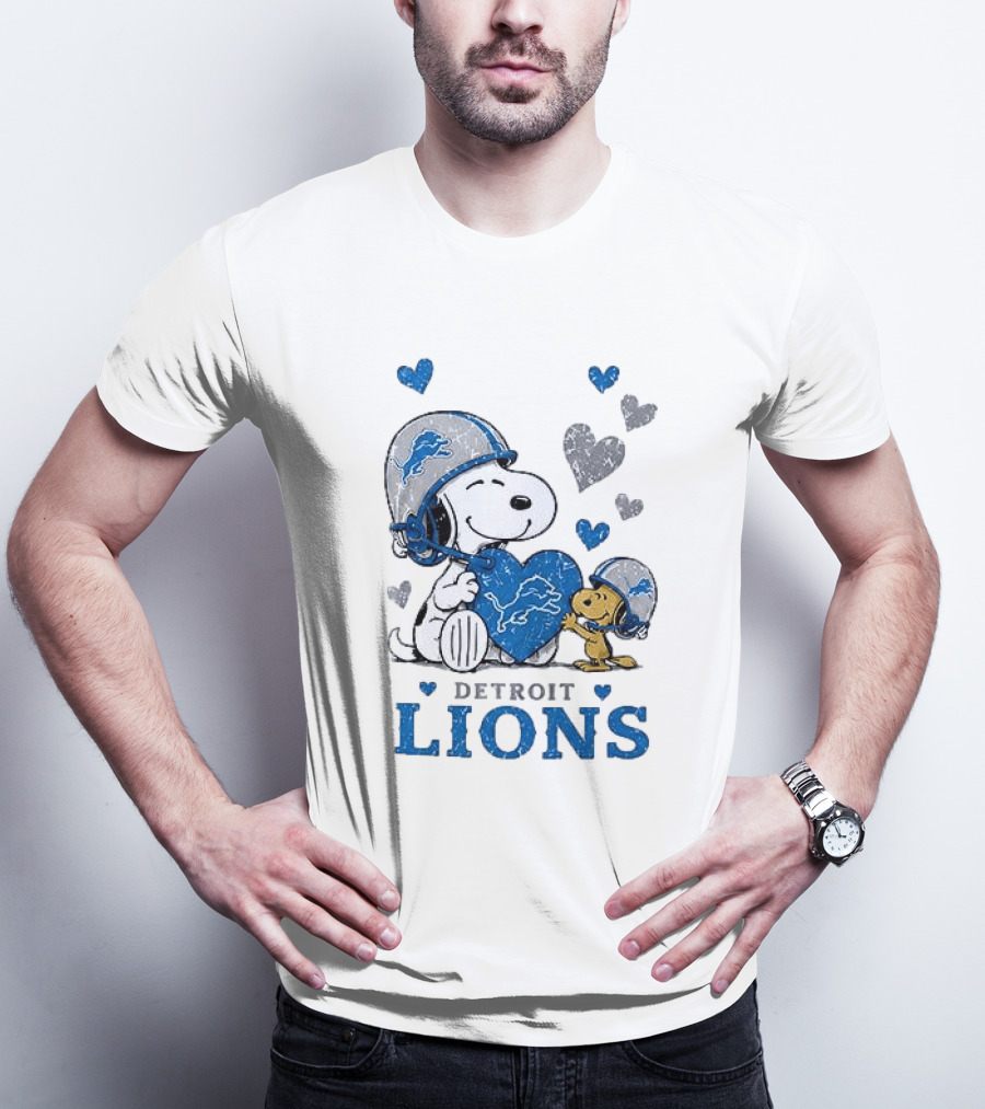 Detroit Lions Peanuts Snoopy Woodstock Heart Helmets Love T-Shirt