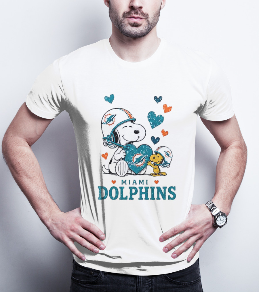 Miami Dolphins Peanuts Snoopy Love Laughter Hearts Helmet Charlie Brown T-Shirt