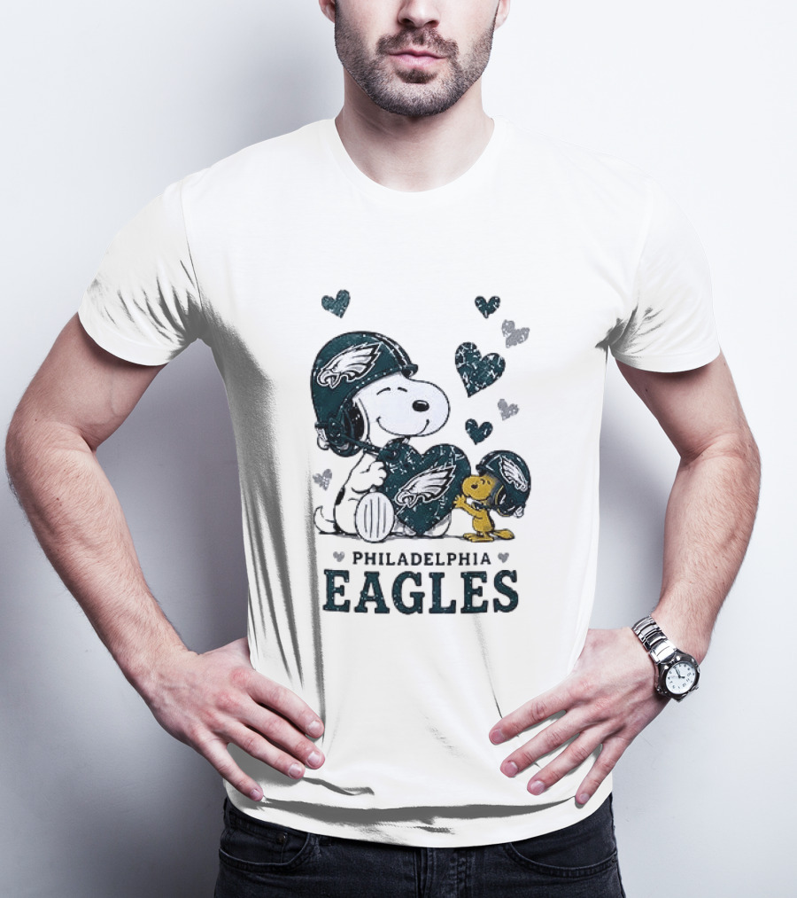 Philadelphia Eagles Snoopy Woodstock Love Hearts Collaboration T-Shirt