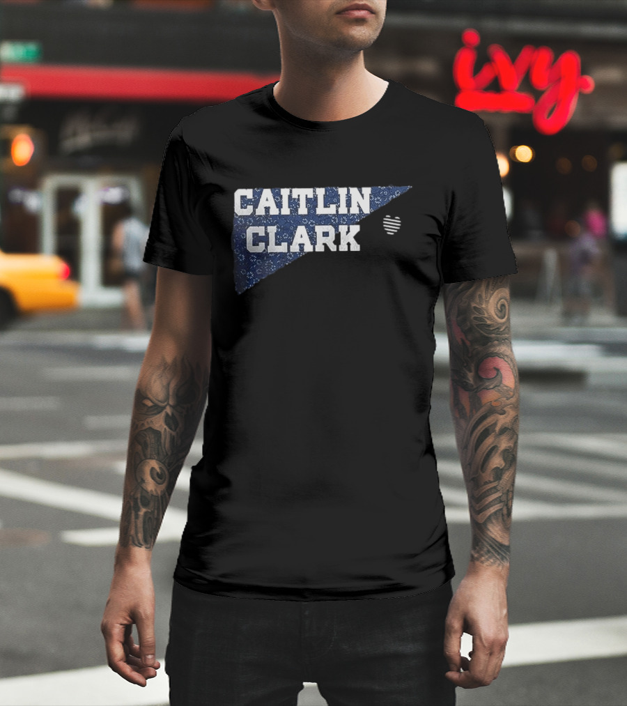 Indiana Fever Caitlin Clark Number 22 Limited Edition Football Caitlin Clark Text Heart T-Shirt
