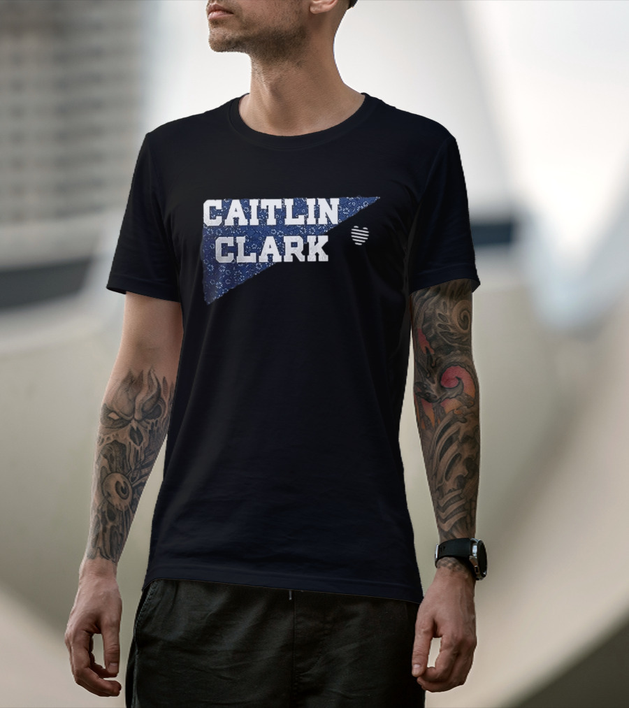 Indiana Fever Caitlin Clark Number 22 Limited Edition Football Caitlin Clark Text Heart T-Shirt