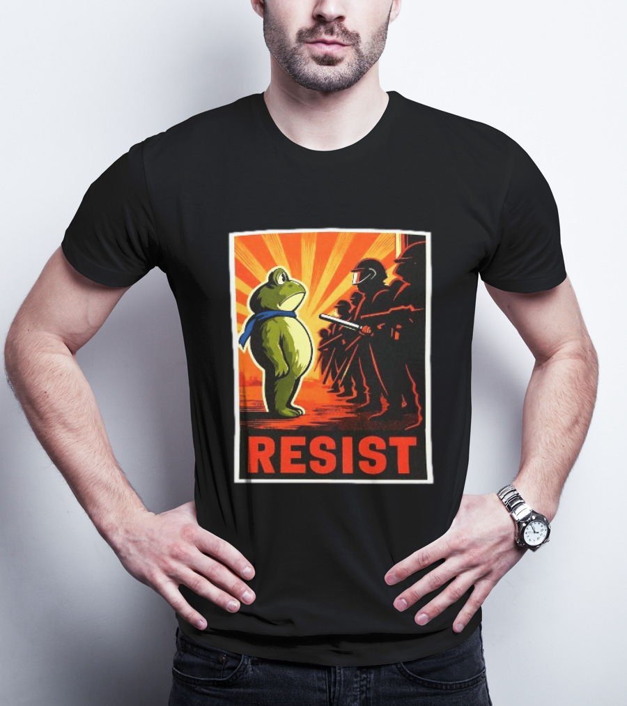 Resist Portland Frog 2025 Anti Fascism Protest Art With Frog And Riot Police T-Shirt